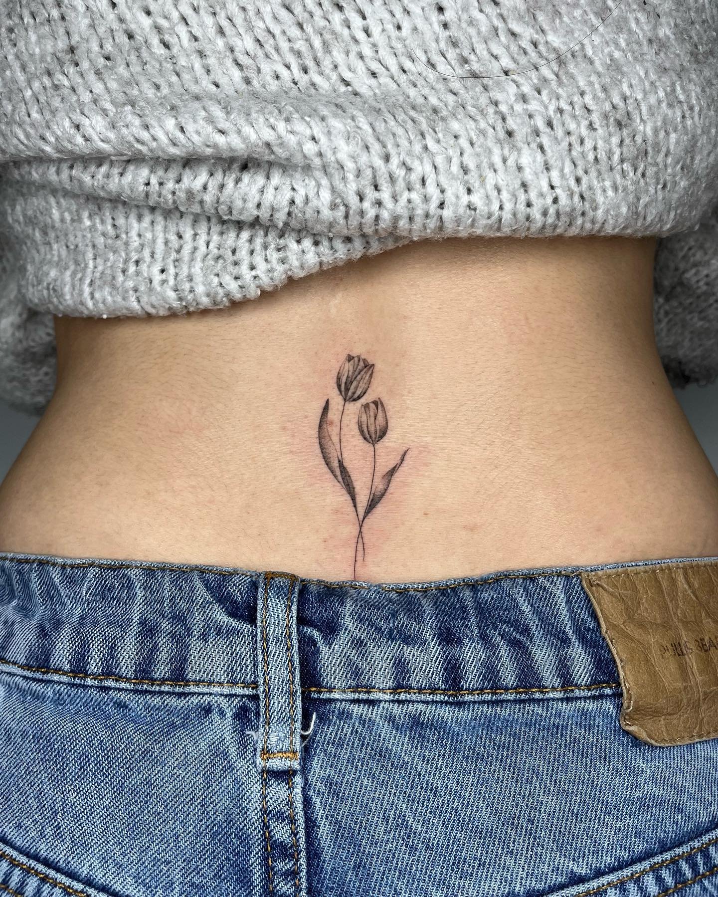 Tramp Stamp Tattoos -32 Erotic Designs
