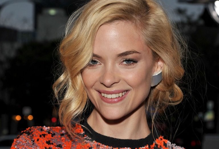 Retro Revival: 42 Hairstyle Ideas from the Past to Inspire You