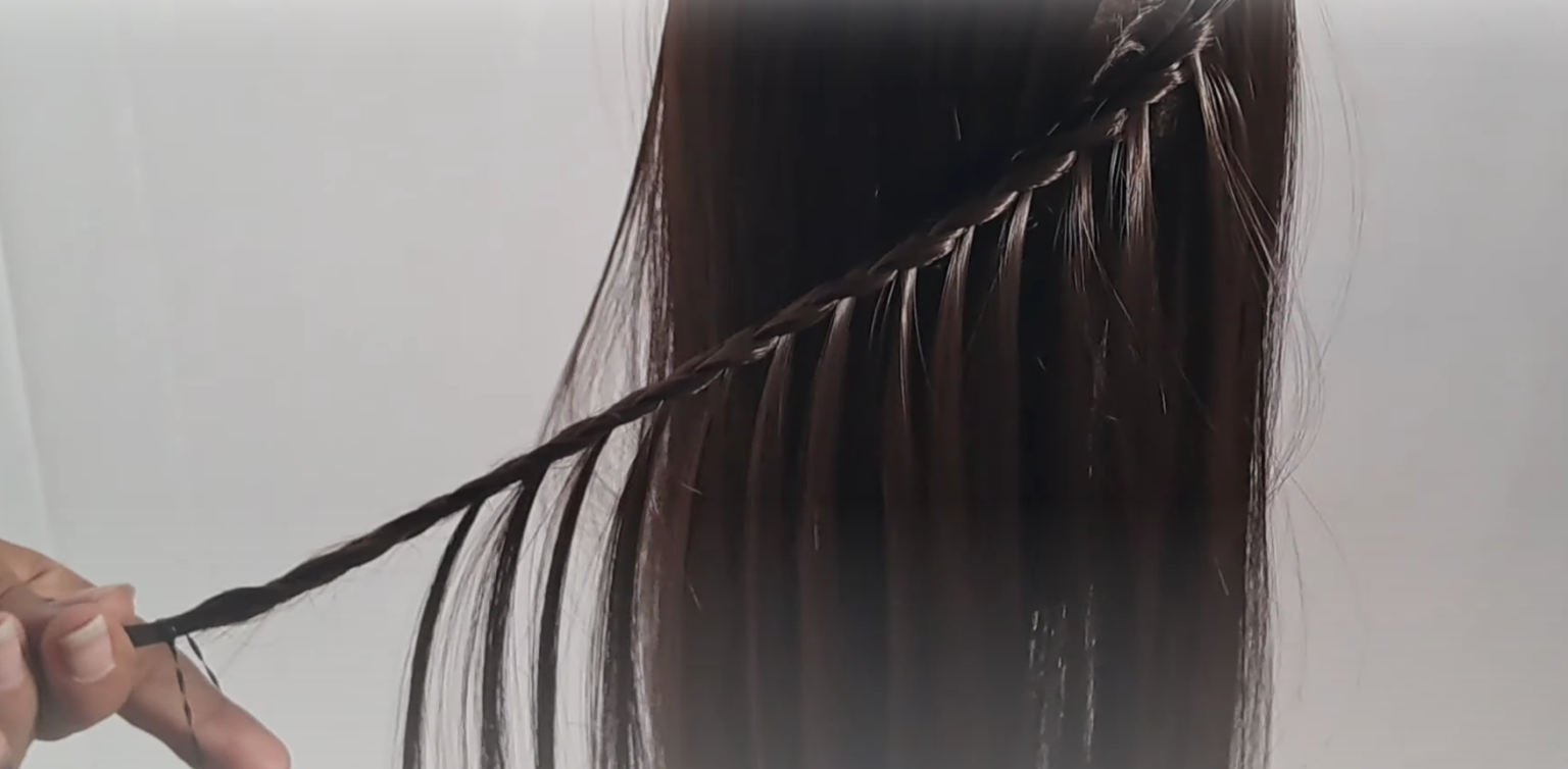 Boho Knitted Braid-Tutorial - Top Beauty Magazines