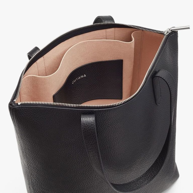 Timeless Wardrobe Essentials- 14 Must Have For Women - Top Beauty Magazines