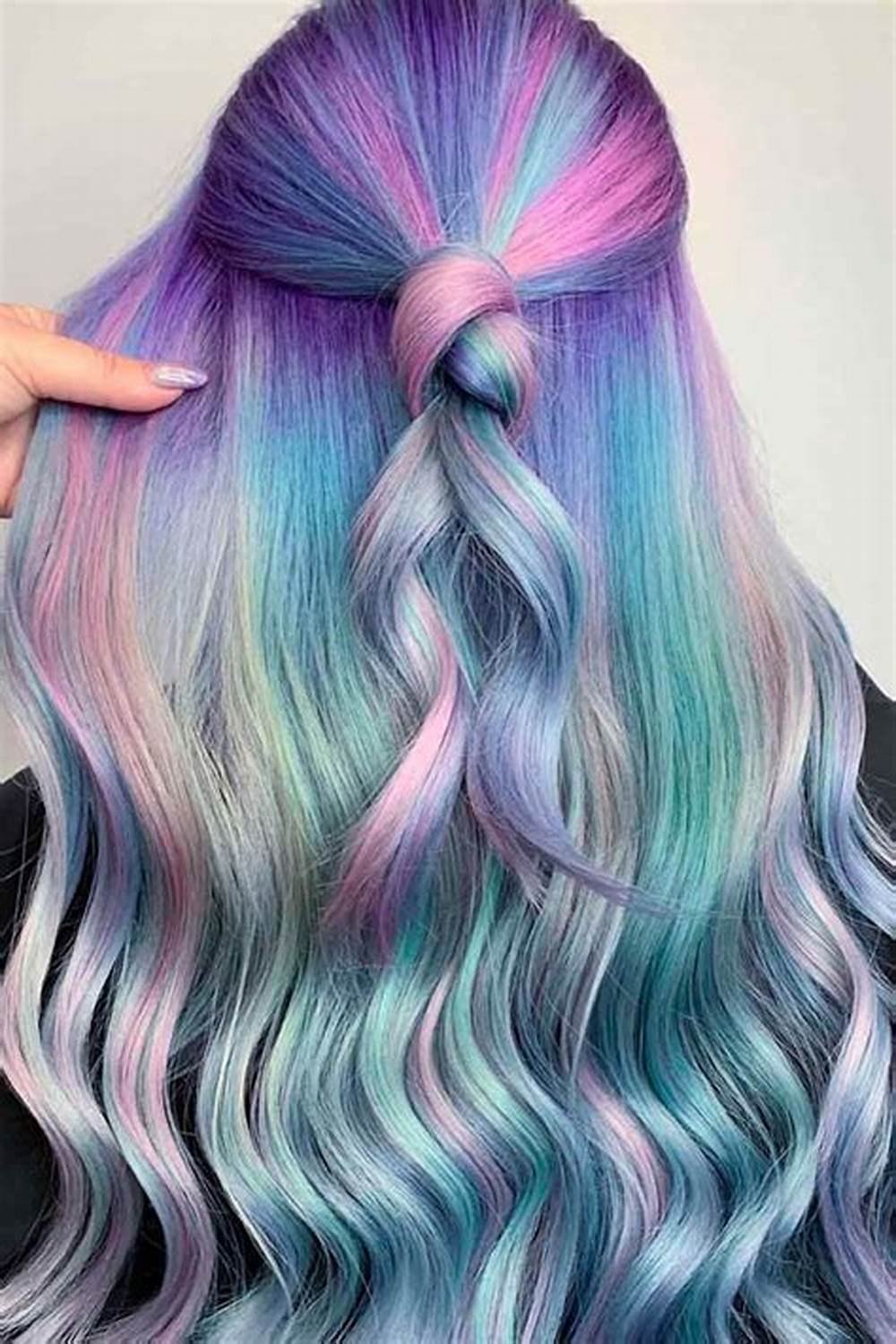 Mermaid Hairstyles for Halloween - 20 Adorable Hair Ideas