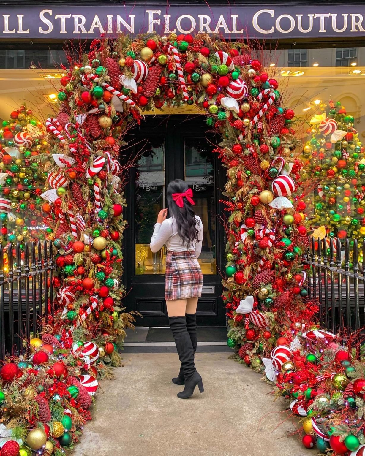 Christmas Outfit Ideas for 2023 - Adorable And Cute Styling