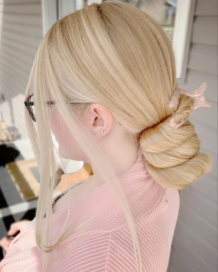Low Bun Renaissance: 42 Styles to Capture Hearts and Heads - Top Beauty ...