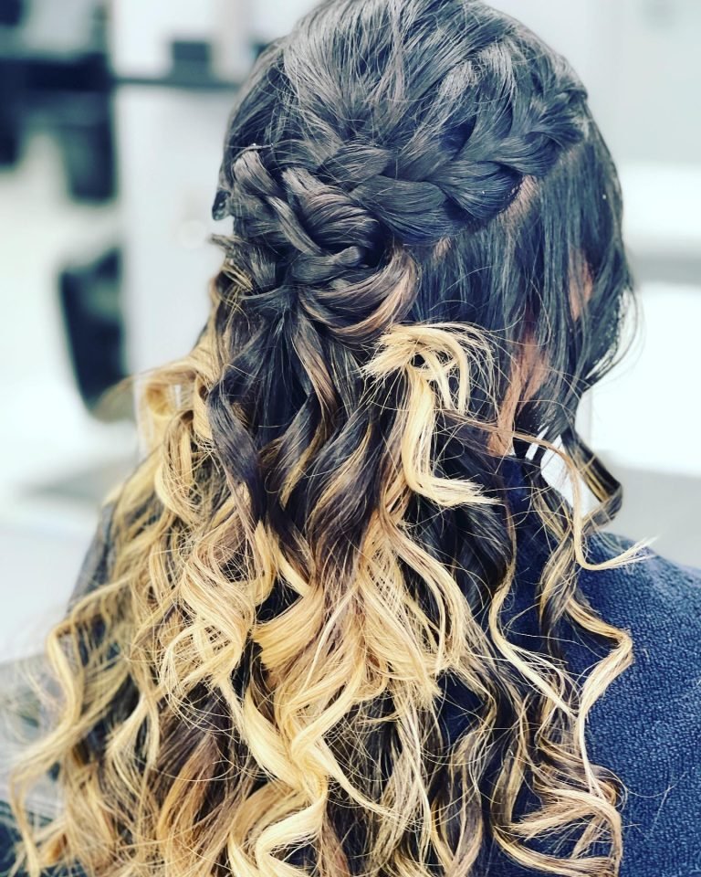 30 Convocation Hairstyles: Glamorous Inspirations for Uni