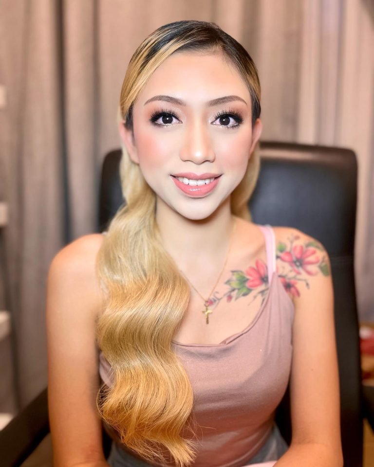 30 Convocation Hairstyles: Glamorous Inspirations for Uni