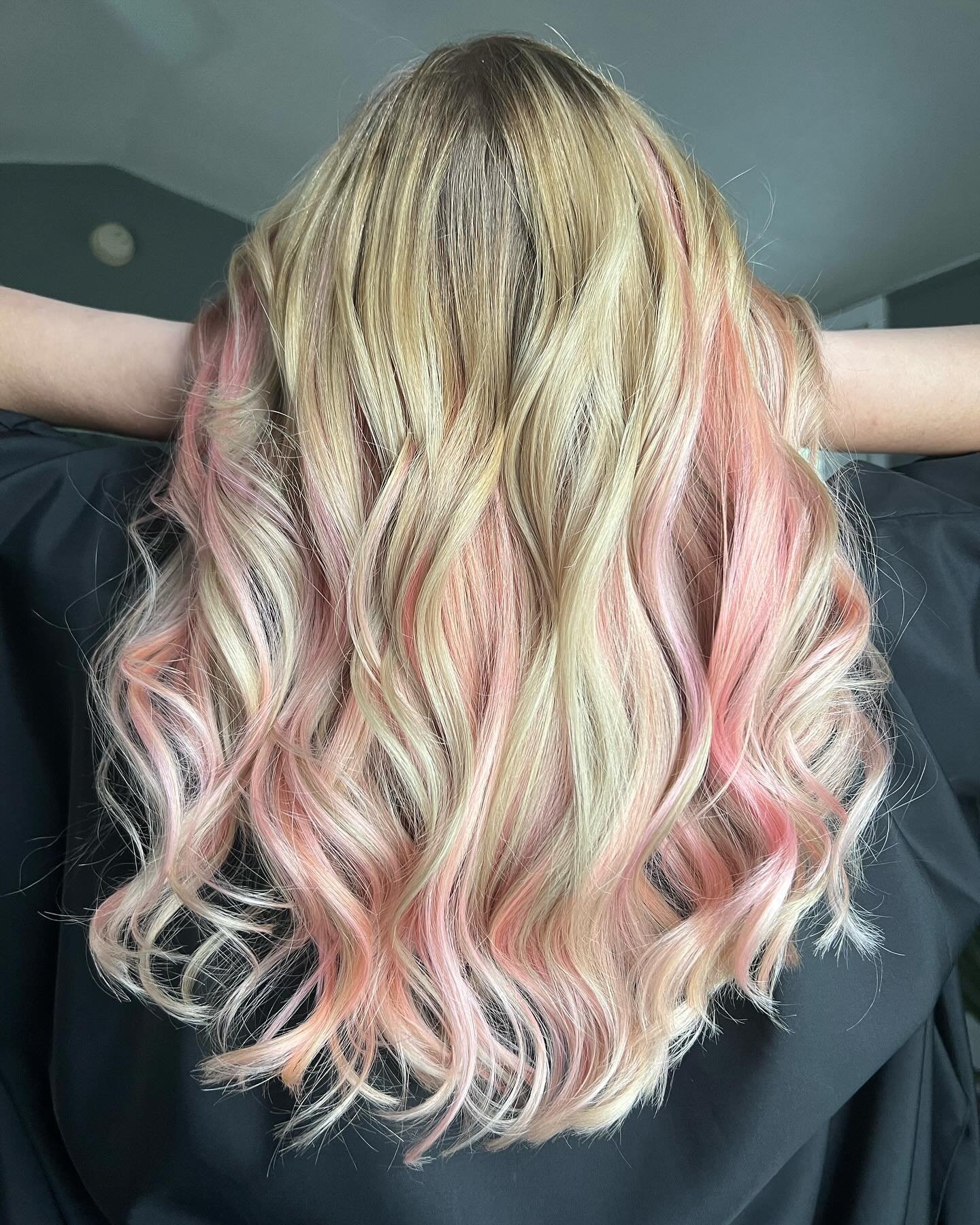 2024 Pastel Hair Colors - Dreamy & Adorable Coloring Ideas