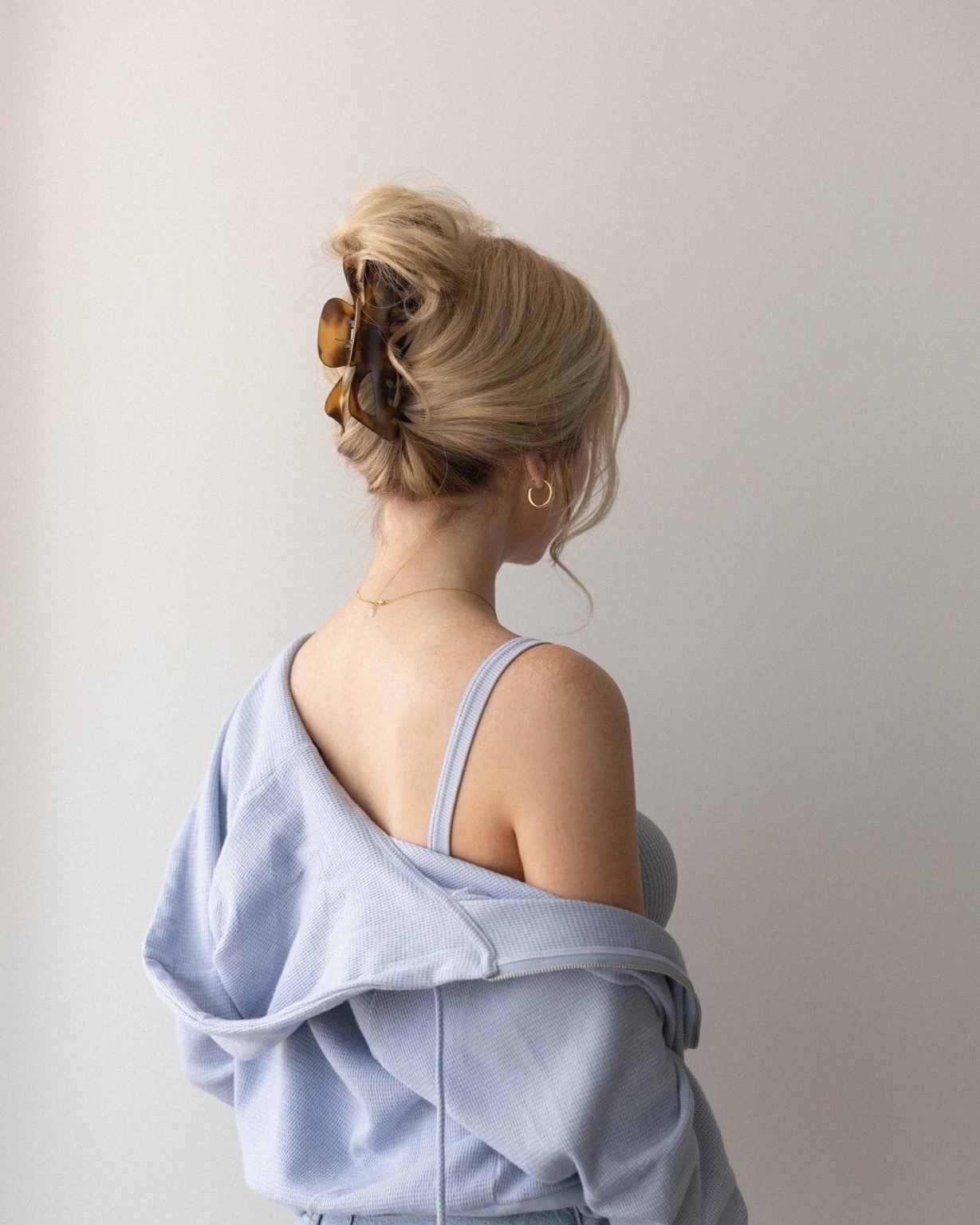 30 Amazing Looks for the Clean Girl Aesthetic Hairstyles