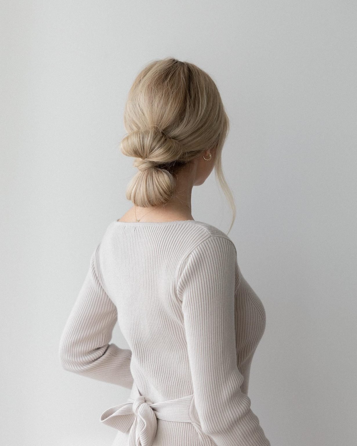 30 Amazing Looks for the Clean Girl Aesthetic Hairstyles