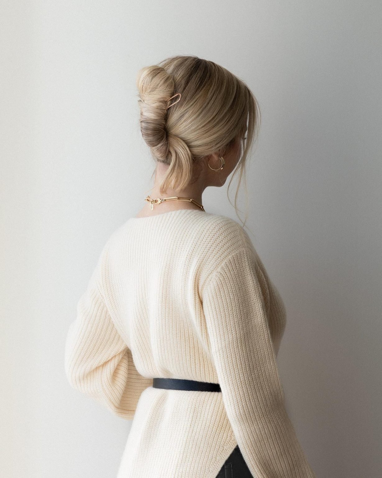 30 Amazing Looks for the Clean Girl Aesthetic Hairstyles