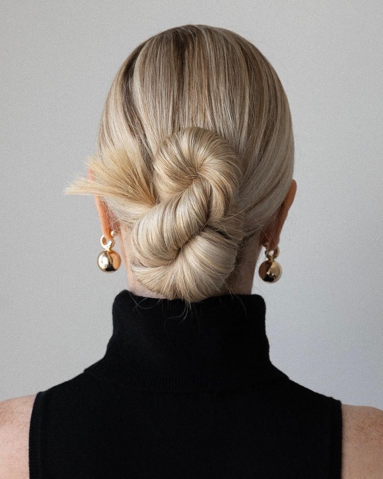 30 Amazing Looks for the Clean Girl Aesthetic Hairstyles