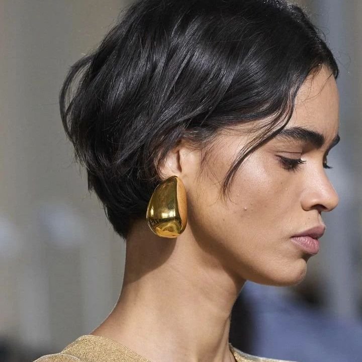 Old Money Hairstyles: 20 Sophisticated Hair-styling Ideas