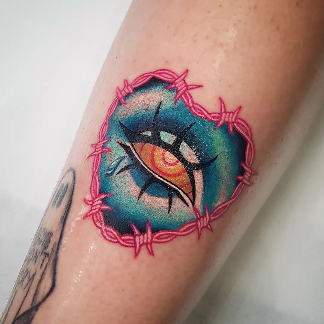 Teardrop Tattoo Ideas - Famous Designs - Top Beauty Magazines